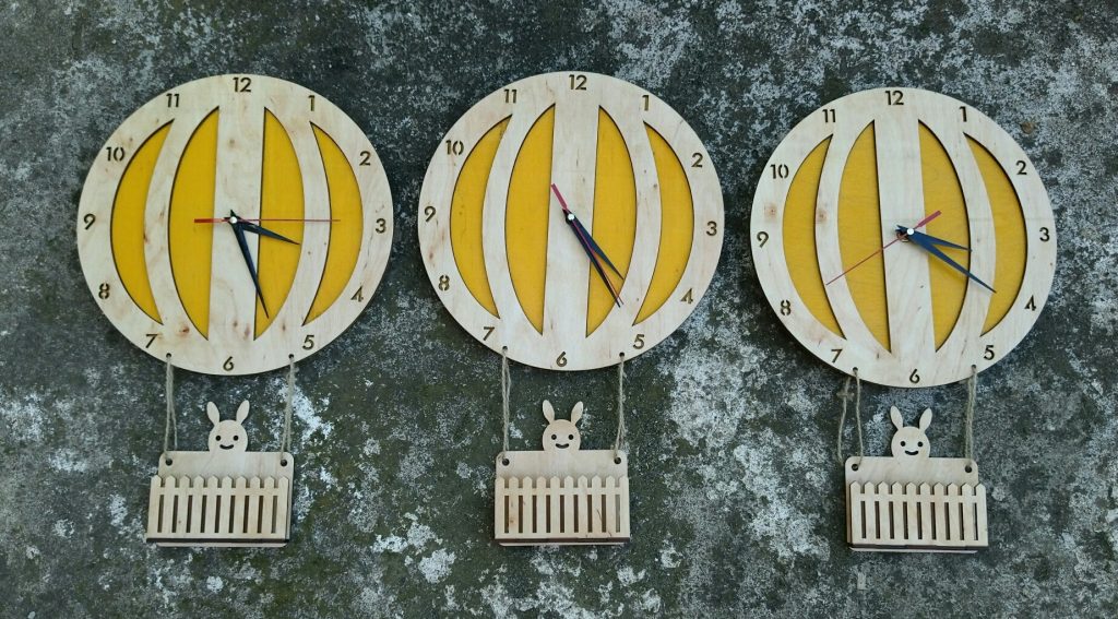 საჰაერო ბუშტის ფორმის კედლის საათი - ravachuqo.ge